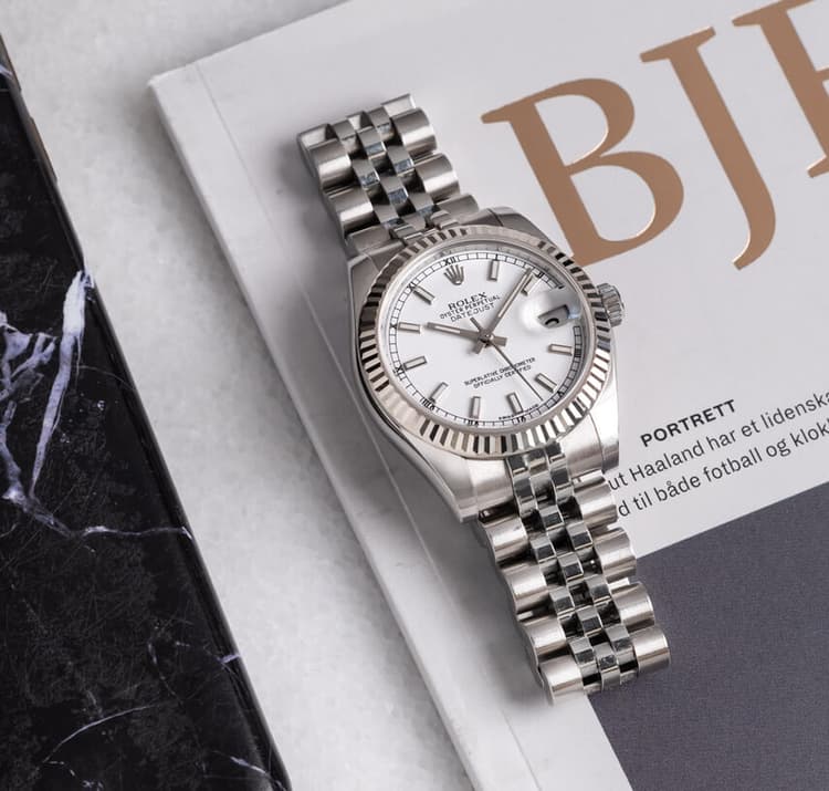 Forside | Urmaker Bjerke