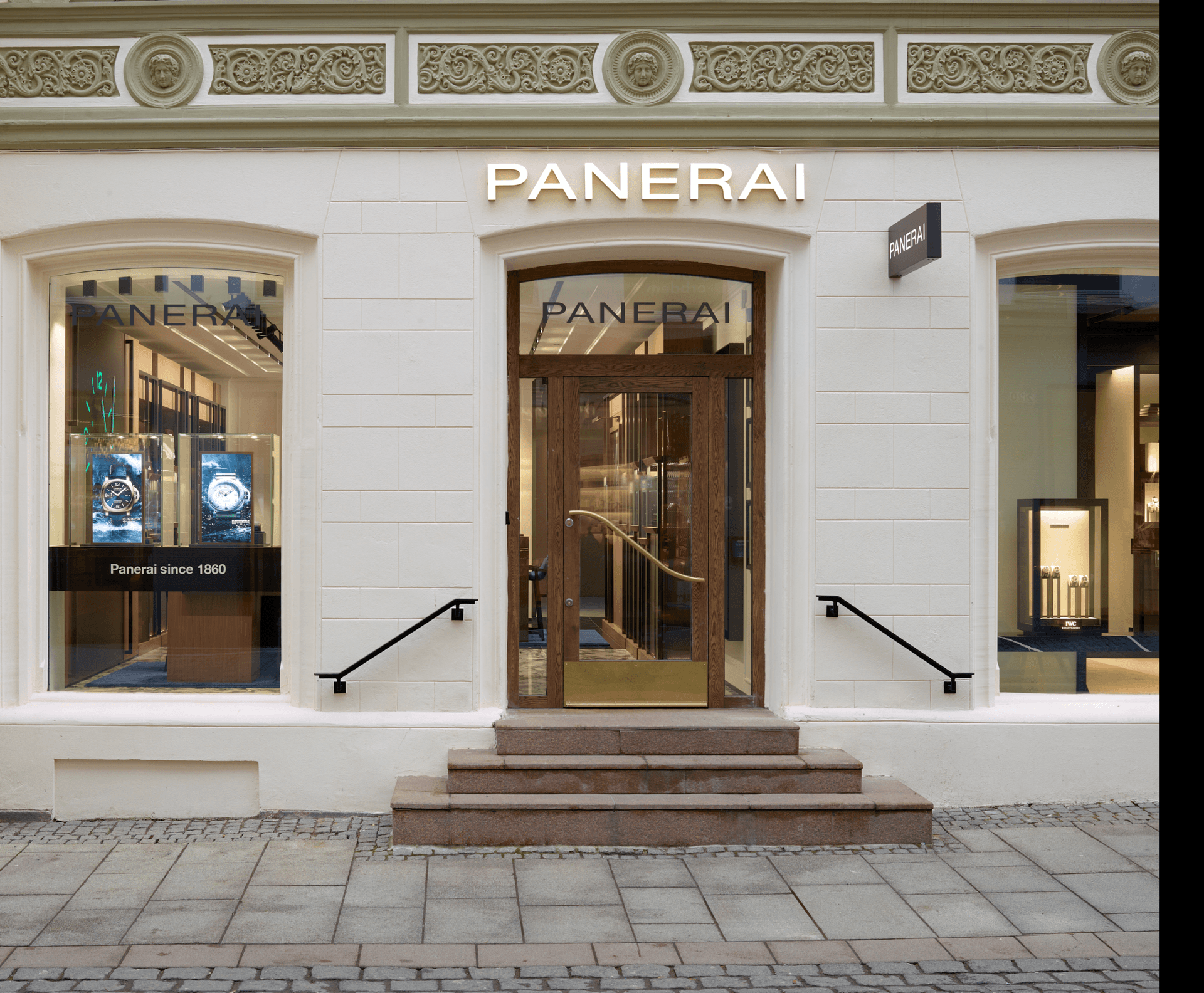 English - Urmaker Bjerke